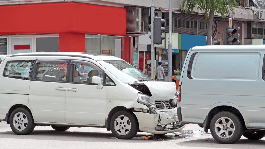 Comprehensive Damaged Cars Database: Your AI Analysis Tool